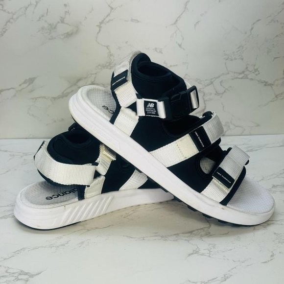 New Balance | Shoes | New Balance Open Toe Flat Heel Sports Unisex ...